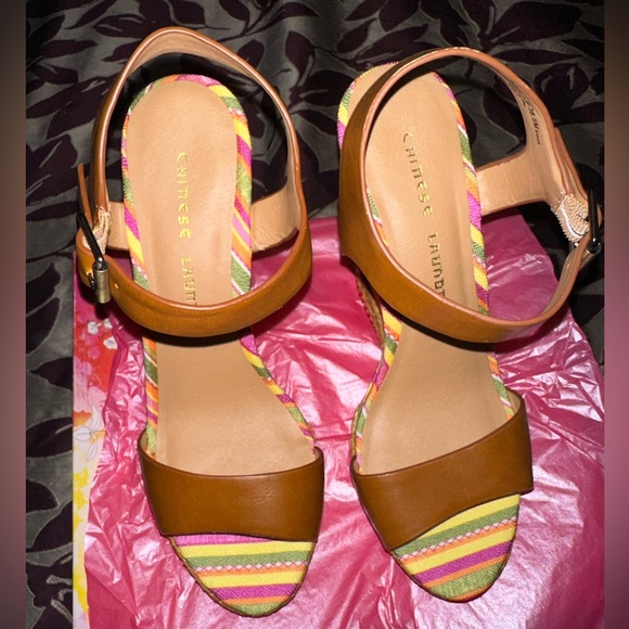 Chinese Laundry | Shoes | New Multicolored Size 8 Wedges Chinese ...